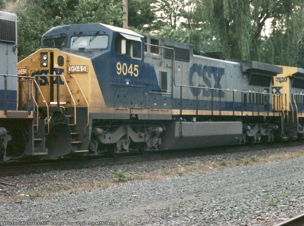 CSX 9045